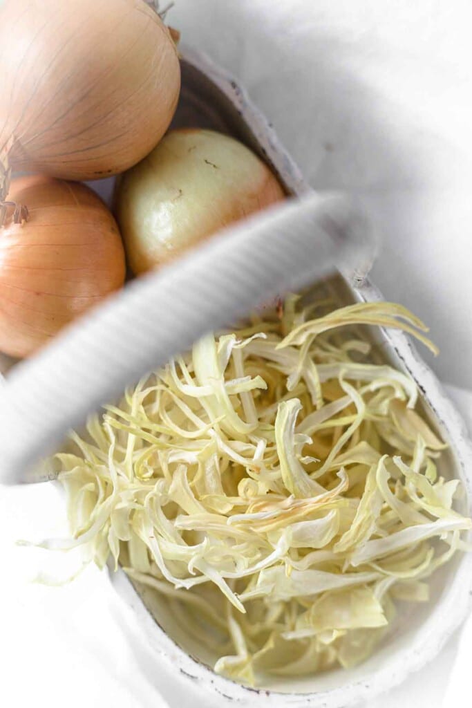 Dehydrated Onion Flakes Recipe - Best Clean Eating