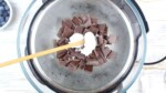 Blueberries In Dark Chocolate - Best Clean Eating